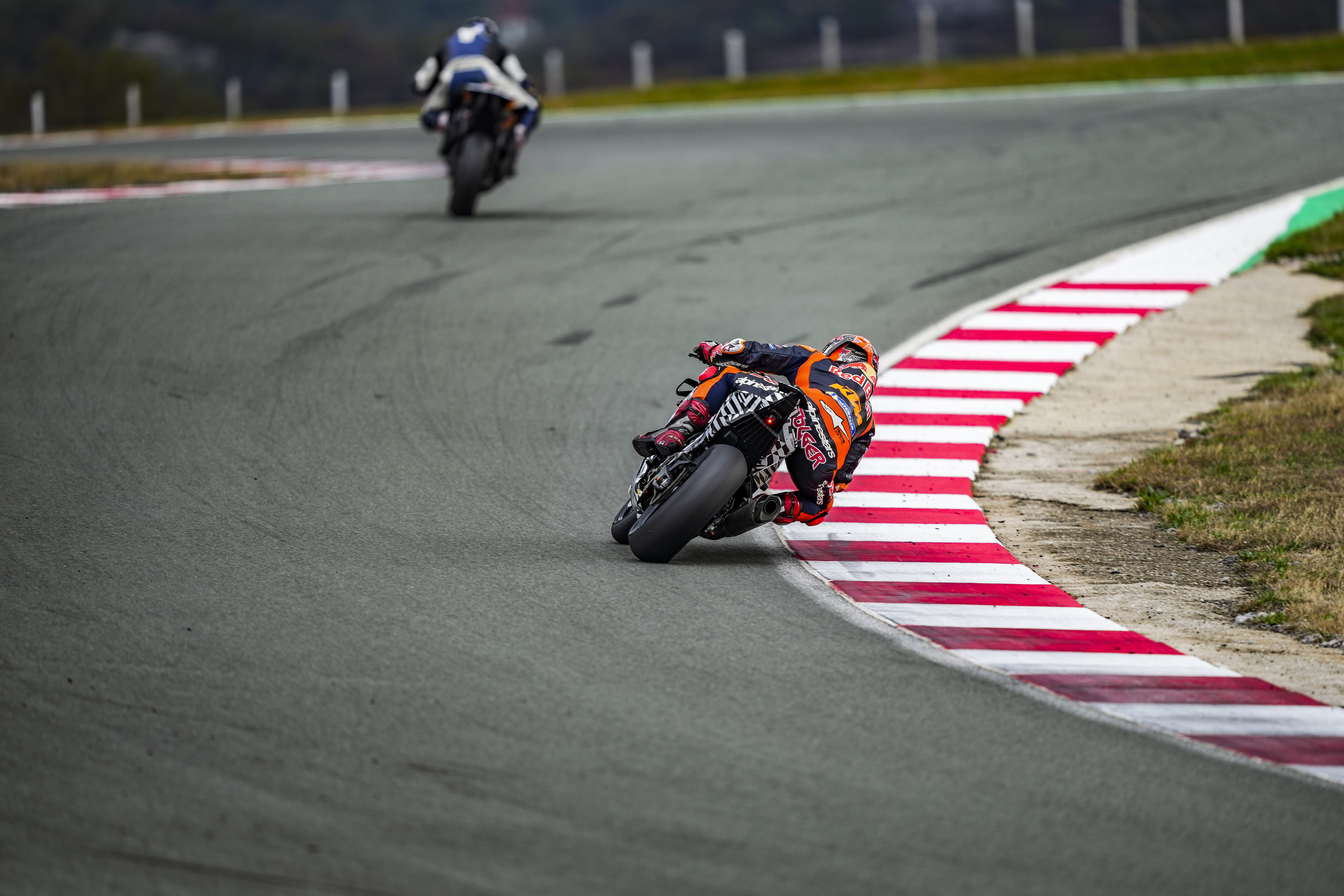 Race Class Overview — English